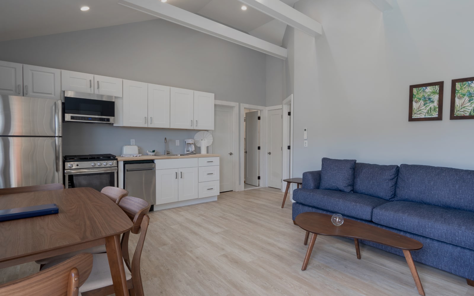 A Wave Inn Resort is a Beach Hotel in Montauk, NY 11954